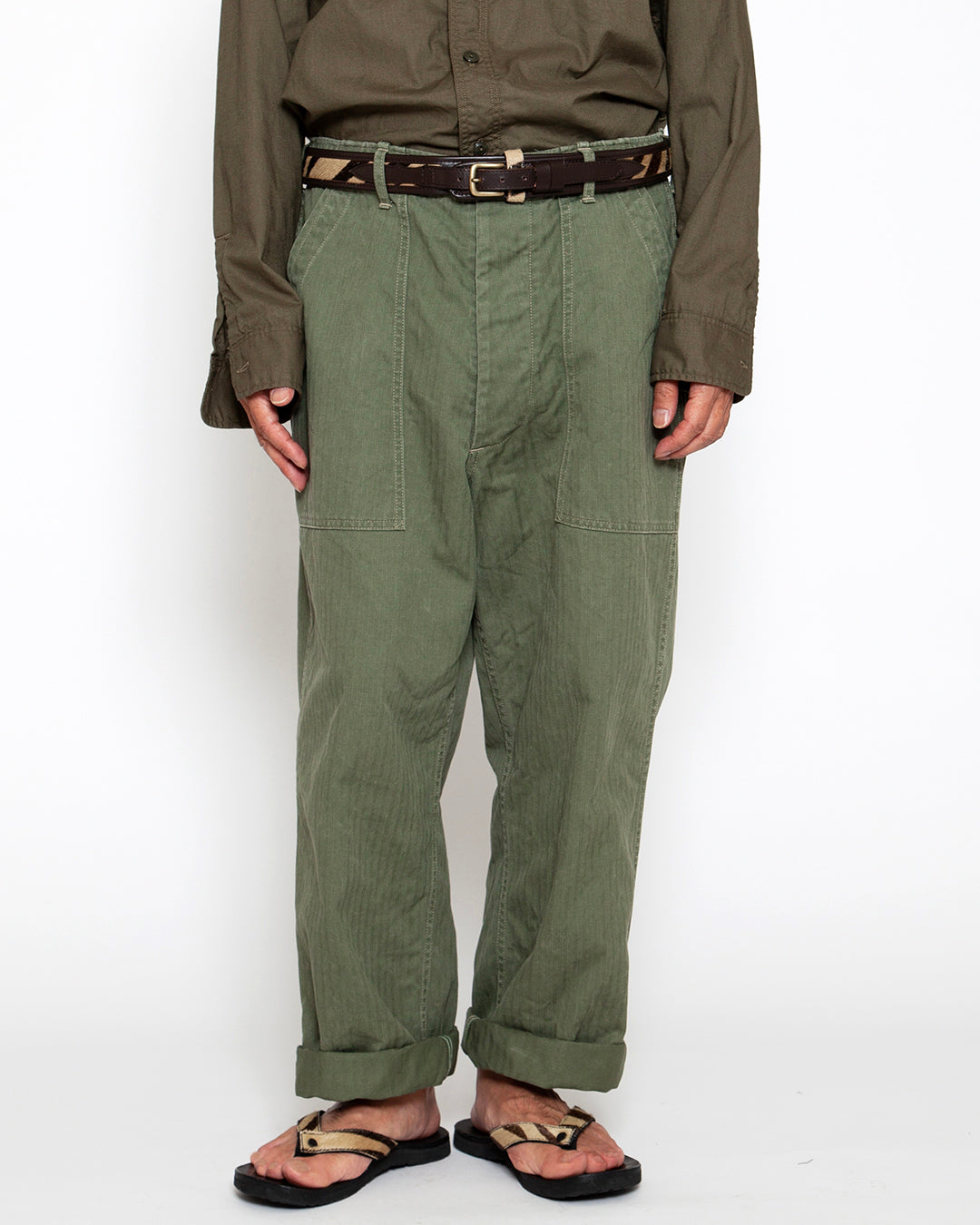 ユーティリティスラックス x ミリタリーSZ織ヘリンボーンツイル – THE CORONA UTILITY